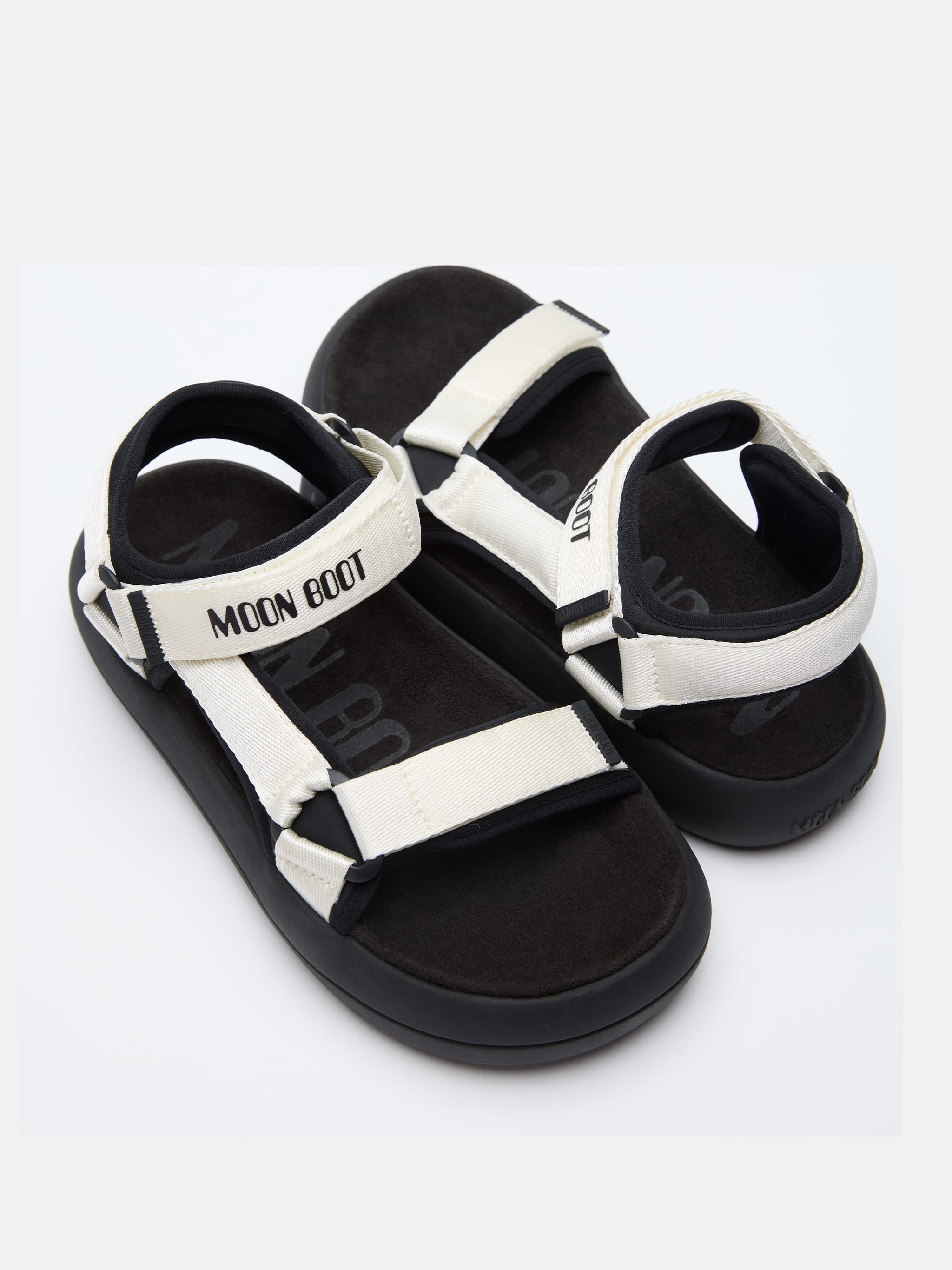 SUPER SANDAL BLACK & WHITE | Moon Boot®